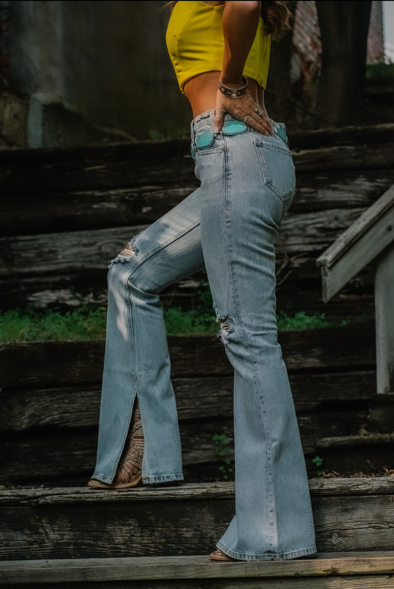 The Chaycee Flares – Wild Horse Western