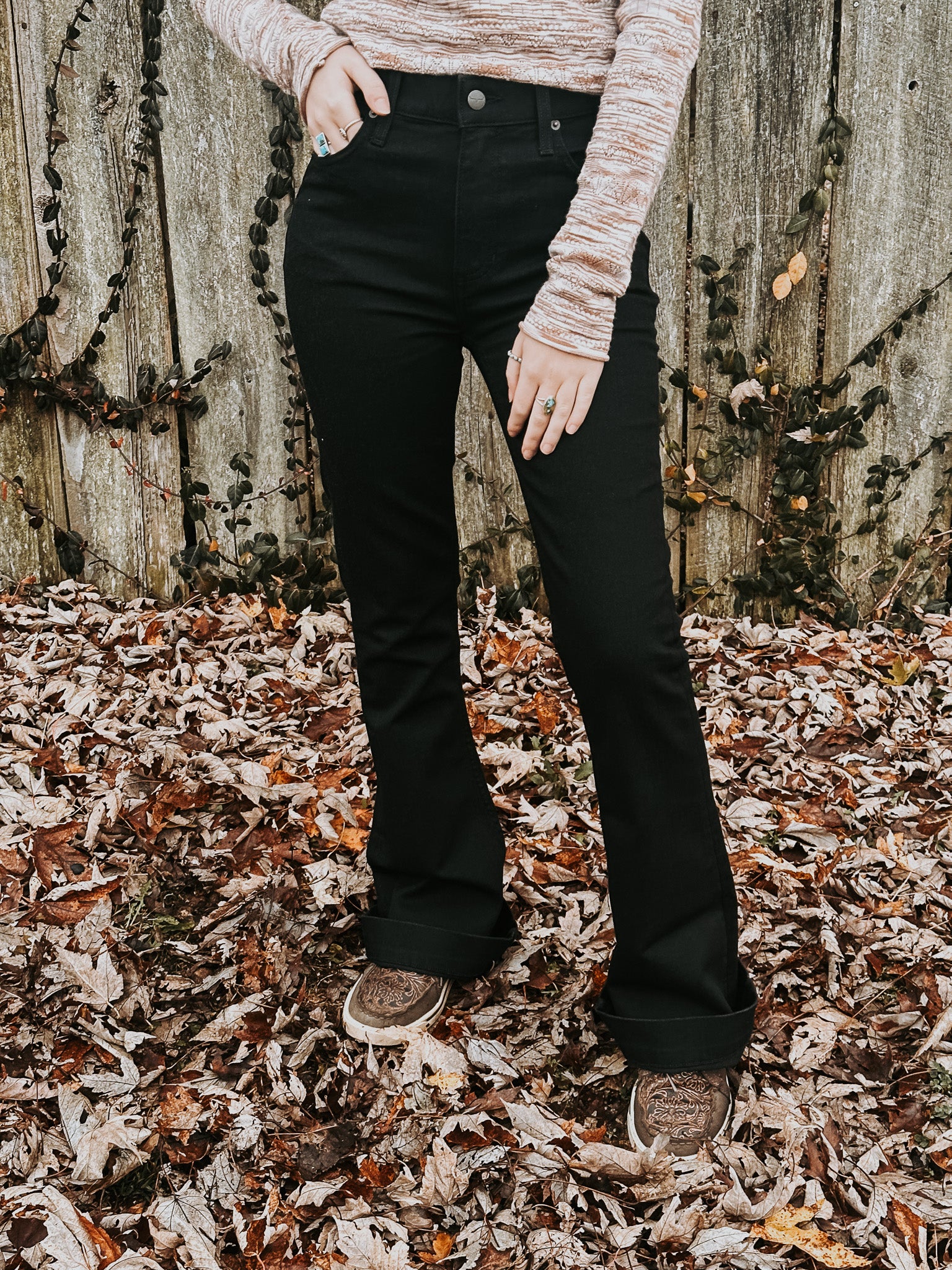 Kimes Jennifer Black Jeans – Wild Horse Western